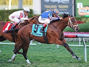 Mourning Currin Family Celebrates Gala Award - BloodHorse