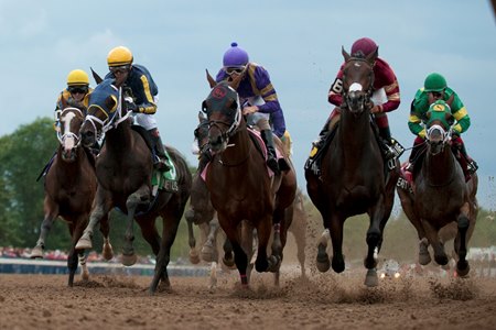 Racing Returns to Fort Erie Race Track - BloodHorse