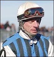 Migliore Wins 2003 Mike Venezia Award - BloodHorse