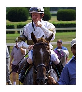 Jockey Perry Ouzts Survives Motorcycle Crash - BloodHorse