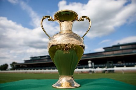 Keeneland Unveils New Milestone Trophy - BloodHorse