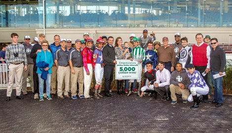 Robby Albarado Rides 5,000th Winner - BloodHorse