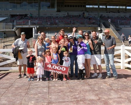 Trainer Chris Englehart Reaches 4,000 Wins - BloodHorse