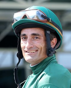 Jockey Sarvis Lands Career Win 2,000 - BloodHorse