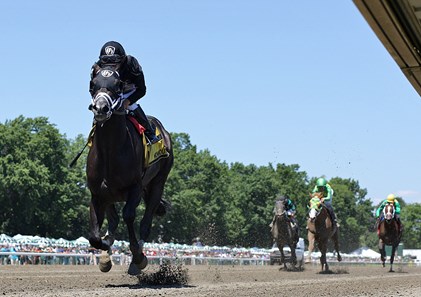 Sharp Azteca - Horse Profile - BloodHorse