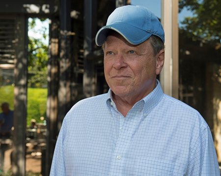 Owner Larry Best Pulls Instagrand Out of Training - BloodHorse