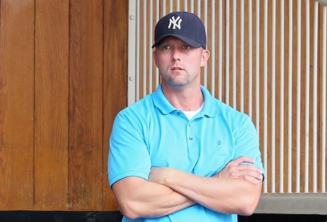 Ex-Marine Hiles Hopes to Command Attention as a Trainer - BloodHorse