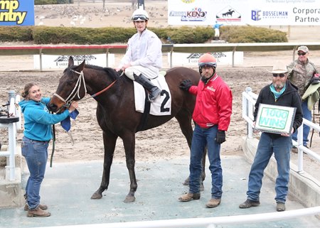 Trainer James Compton Earns Milestone 1,000th Win - BloodHorse