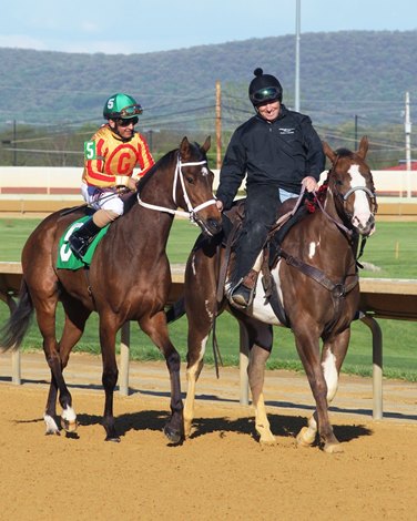 Charles Town Races Plans Purse Increase in August - BloodHorse