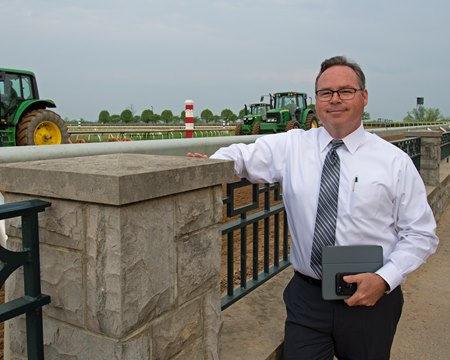 Huffman to be Honored With Warner Jones Award - BloodHorse