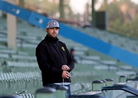 Newlywed Lerner Takes Shot with Uncle Boogie in Sham - BloodHorse