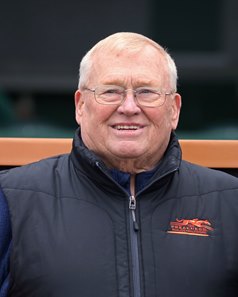 Trainer Hartlage Set to Retire at End of Oaklawn Meet - BloodHorse