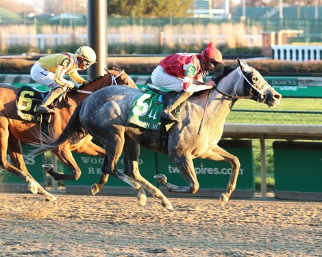 Travel Column Heads Rachel Alexandra Stakes - BloodHorse
