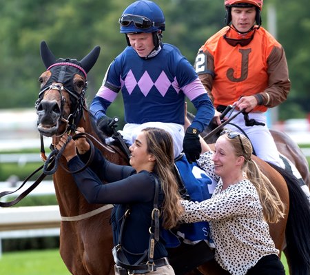 HIWU Drops Cases Against Trainers Brion, Hendriks - BloodHorse