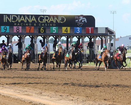 Indiana Grand Alters Aug. 25-26 Post Times Due to Heat - BloodHorse