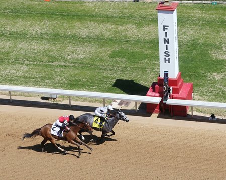 Oaklawn to Honor Hall of Fame Jockeys and Trainers - BloodHorse