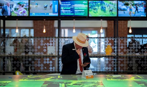 Opinion: Gambling White Paper Lacks Real Action - BloodHorse