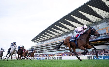 Dreams Revived as Emily Upjohn Gets Her Group 1 - BloodHorse