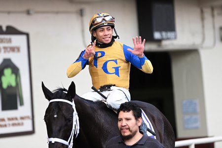 Franco Equals Aqueduct Record With Six-Win Day - BloodHorse