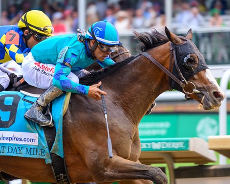 General Jim Takes Command in Pat Day Mile - BloodHorse
