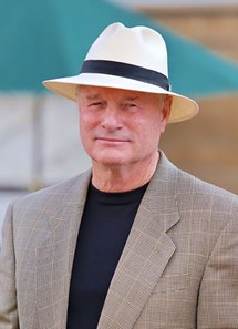 Mandella Honored With Laffit Pincay Jr. Award - BloodHorse