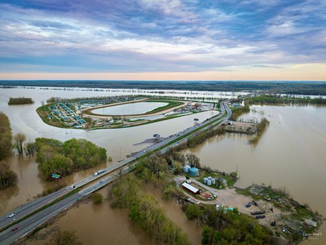 Ohio River Flooding Impacting Ellis Park, Belterra Park - BloodHorse