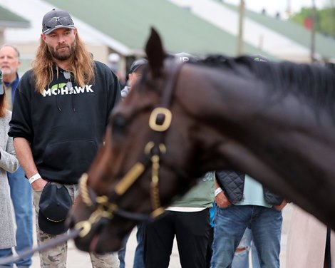 Flying Mohawk Returns to Turf in Belmont Derby - BloodHorse