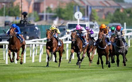 Lead Artist (GB) - Horse Profile - BloodHorse