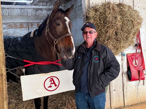 Sniffen Named MTHA Backstretch Worker of the Year - BloodHorse